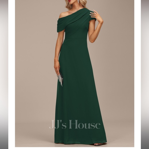 JJs House | Dresses | Jjs House Green Evening Gown | Poshmark